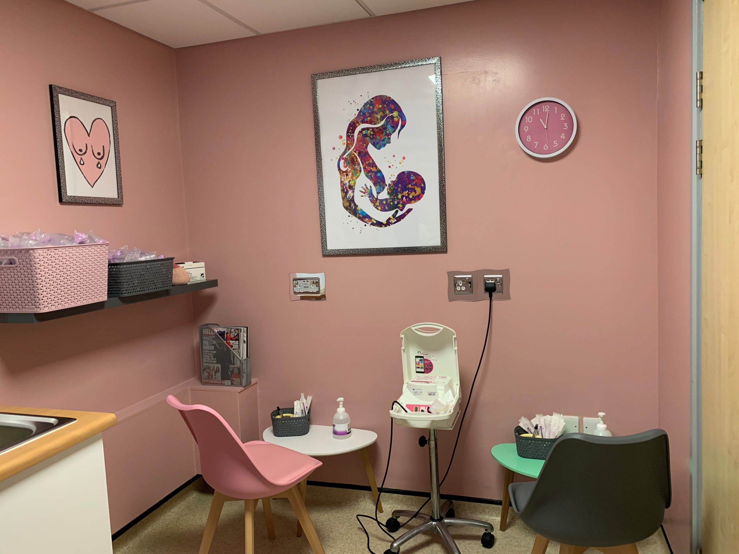 Breastfeeding mums are in the pink! | First Touch